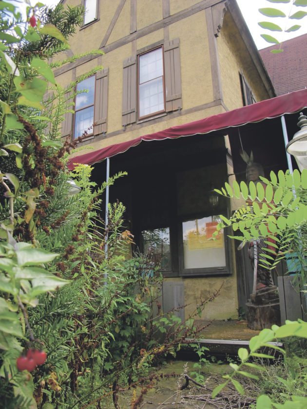 Two Warren properties advanced into next stage of blight process | News ...